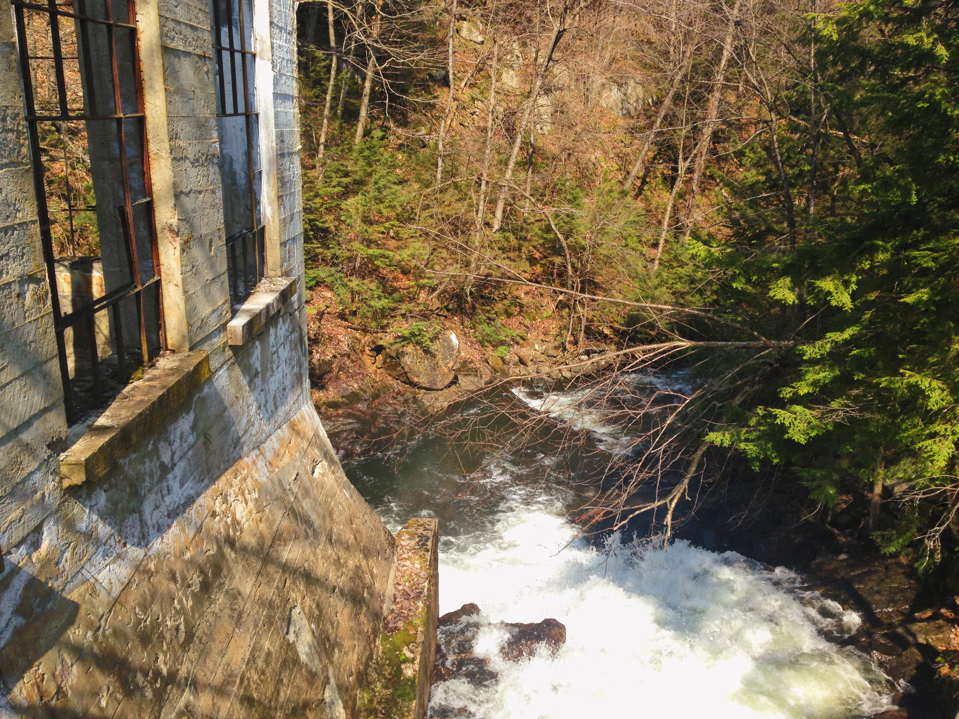 Parc de la Gatineau - les ruines de Carbide Willson - Au-delà du paysage