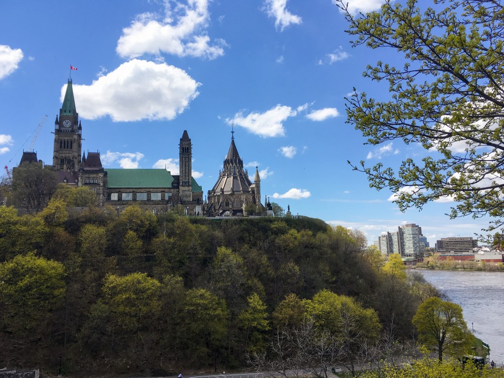 Five useful things to know if you want to hike in Ottawa - Au-delà du ...