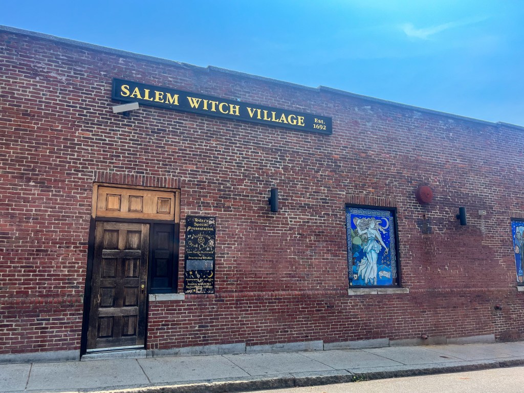 Exploring Salem along its Heritage Trail - Au-delà du paysage